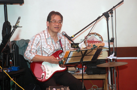 Singer-guitarist Roy Chew tells about life and music - Yamcha Time