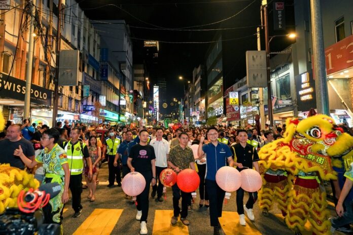Sungei Wang Plaza “Moonlit Blossom” lantern parade lights up Bukit Bintang