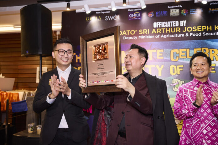 Adam Ham awarded the ASEAN Records for most connected creative entrepreneur